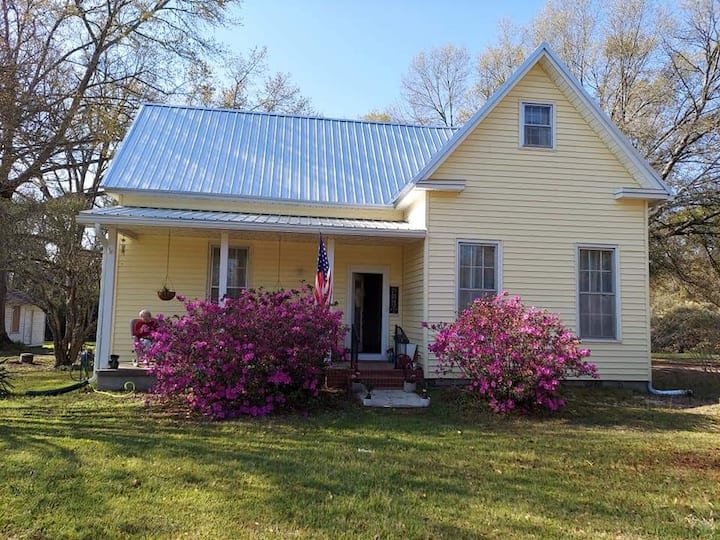 Whole House Avaliable Only By The Month - Alabama