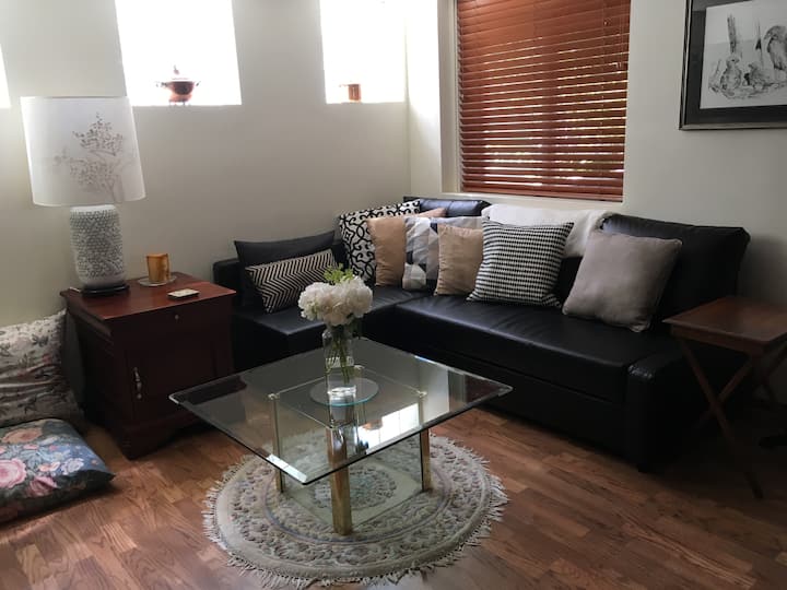 Spacious Garden Hideaway In Fremont - Seattle, WA