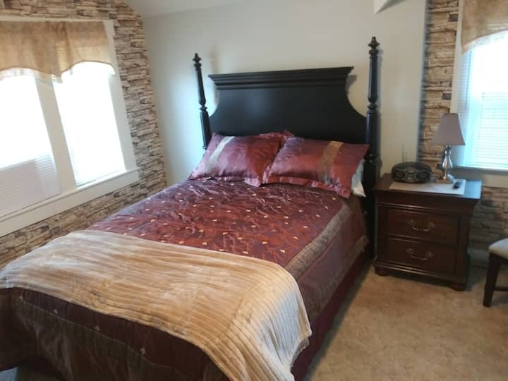 Radiance, 2bed 1bath Apt. Awesome Expectations! - New Albany, IN
