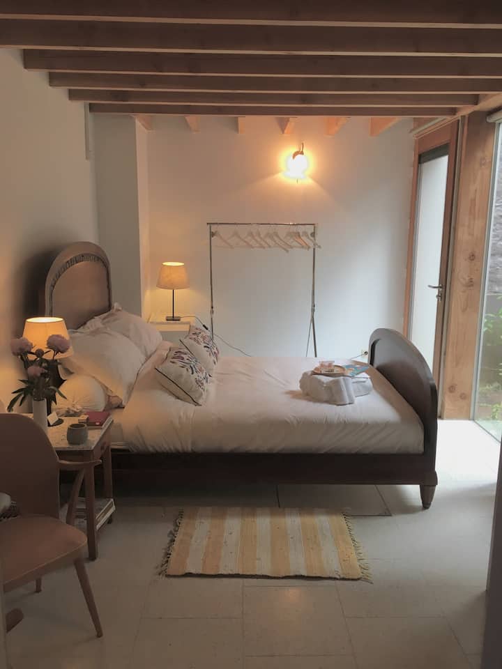 Luxurious Room: Only Long-stays Accepted - Ghent (Belgium)