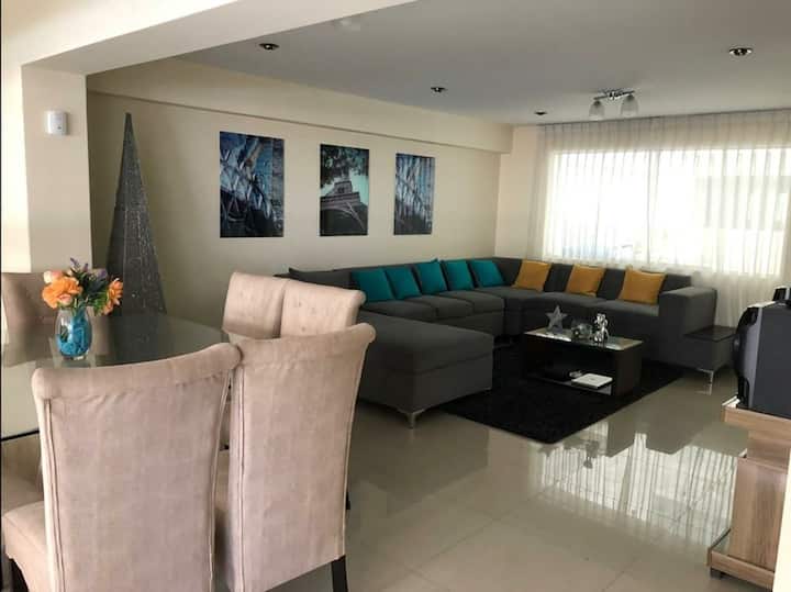 Departamento En Urb Privada, Solo Ejecutivos. - Arequipa