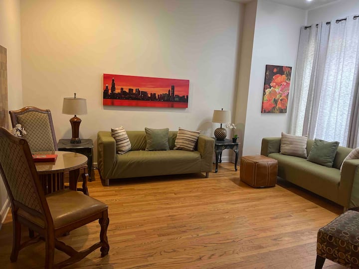 Beautiful 3 Bedroom, Balcony View Of Willis Tower - New City - Chicago