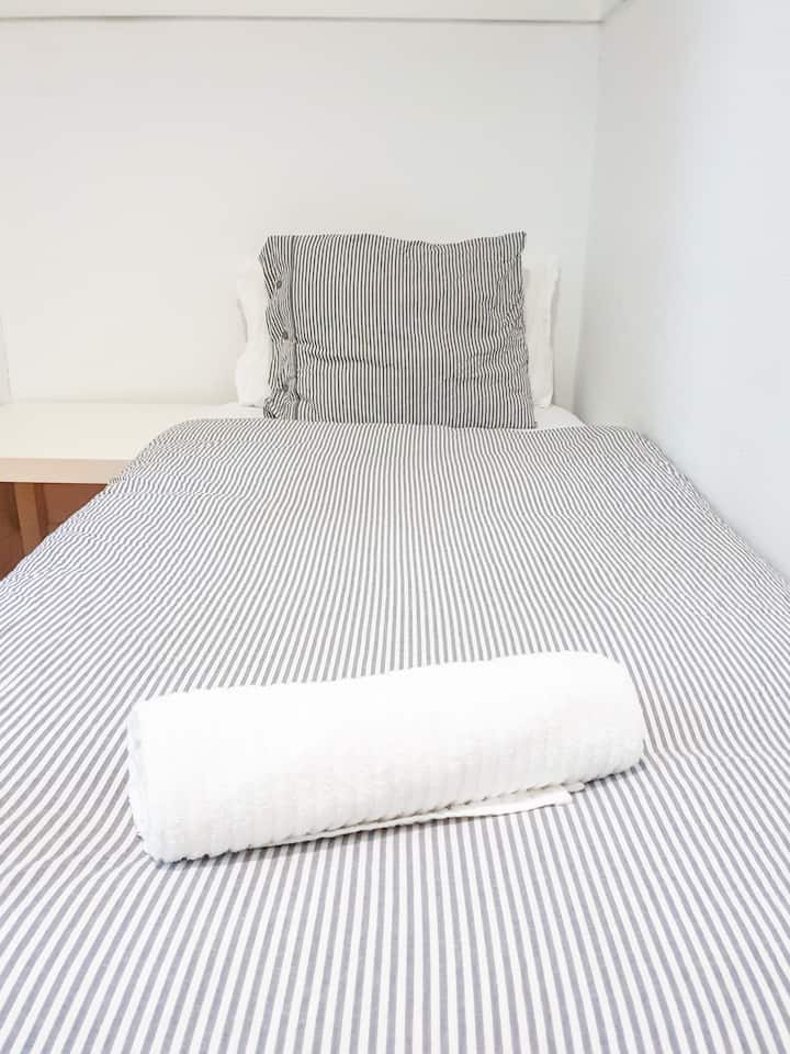 Room For Solo Visitor! Auto Check-in - San Sebastian