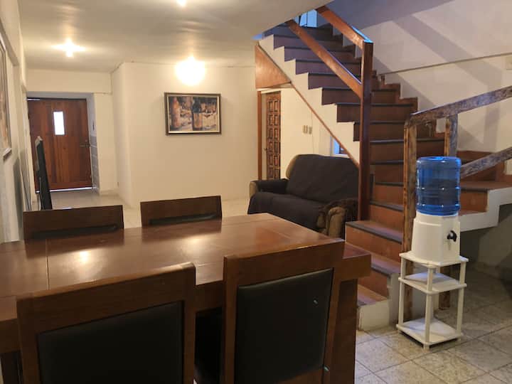 Confortable Y Amplia Casa/centro 
Gran Ubicación - Chihuahua