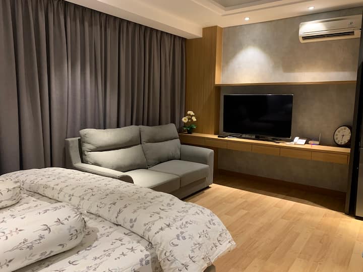 Comfy & Lavish Stay Apt @ Menteng, Central Jakarta - Jakarta