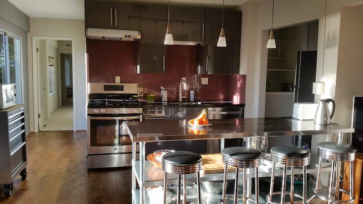 Berkeley Hills Oasis - Berkeley, CA