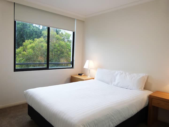 Ultra Convenient St Leonards Apartment Her007029 - Crows Nest