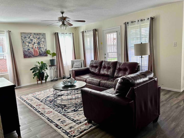 Comfortable Home /Close To Base/hospital /Shopping - Killeen, TX