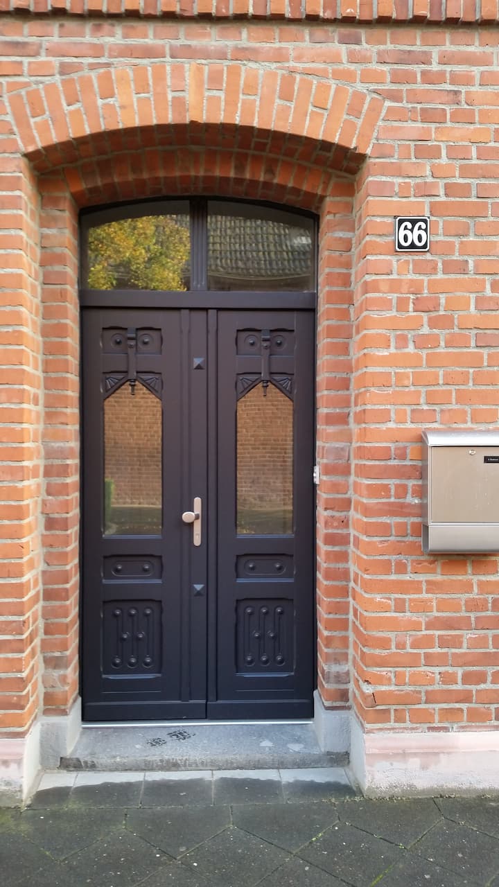 Home-office Geeignetes, Eg 2-raum Apartment - Kaarst