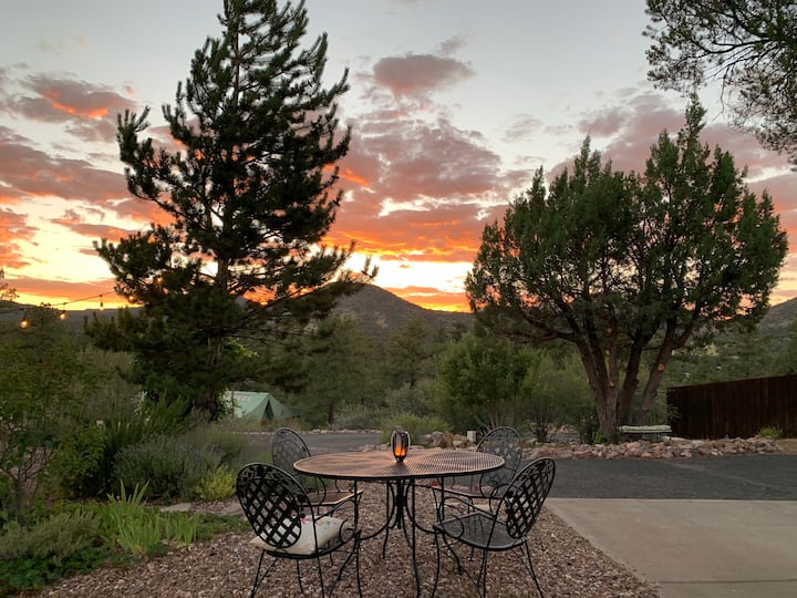 Prescott Suite At The Base Of Granite Mountain - Prescott, AZ