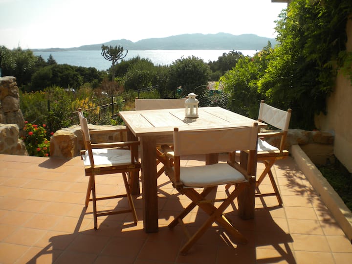 Great Villa With Wonderful View, La Maddalena - La Maddalena
