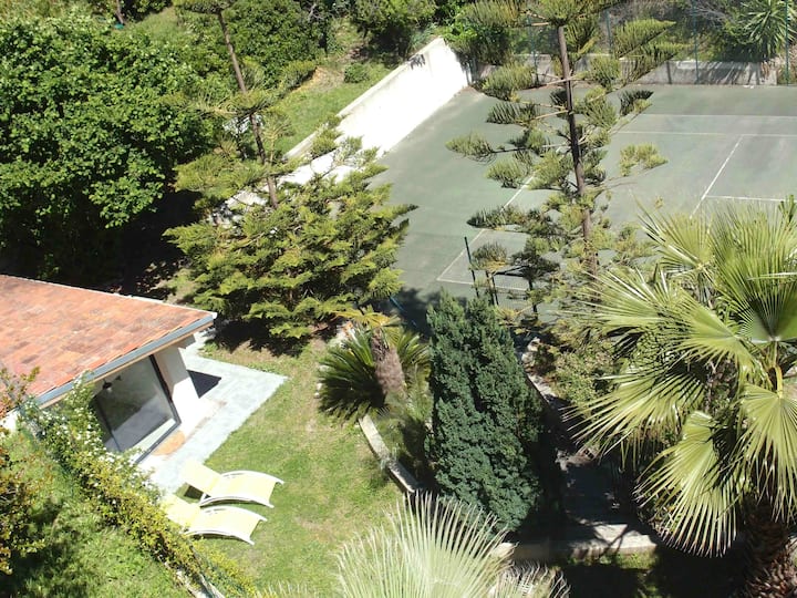 Luxueuse Villa, Jardin Arboré Et Tennis Privatifs - Nizza