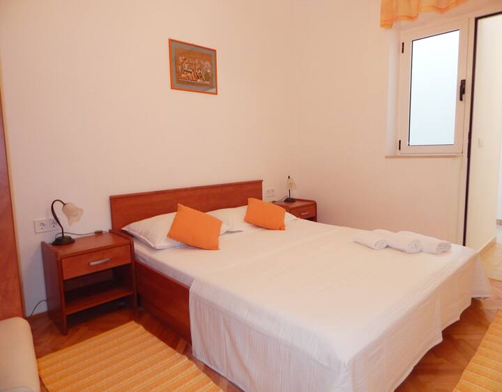 Apartment Rosemary No.4 With One Bedroom - Mimice