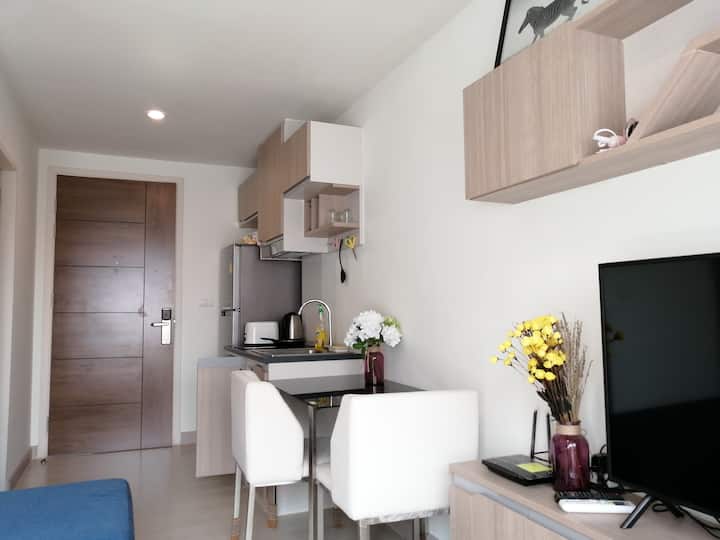 Studio/center/long Rent Use Pool & Gym/sukhumvit - Phra Khanong