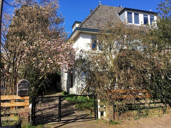 Spacious Family Home Close To Beach And Amsterdam - Zandvoort
