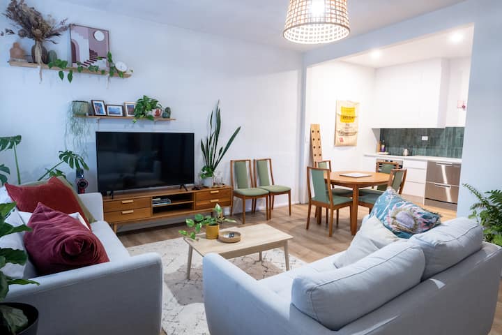 Glenelg Beachside Boho - Adelaide