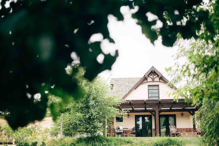 Private Cottage At Hartley Farms - San Miguel, CA