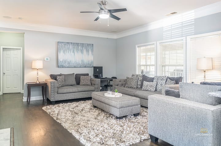 Must See! Amenity Filled Home-quiet Neighborhood! - Harrisburg, NC