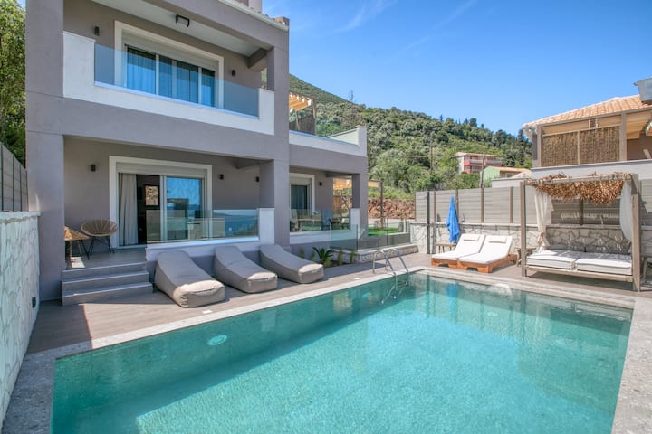 Elegance Villa With Private Pool - Lefkada