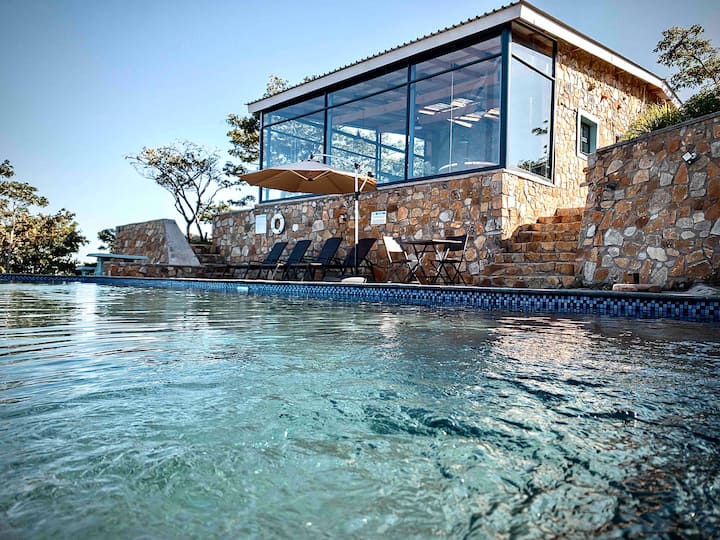 Zumbane Lodges ( 3 Units) - Zimbabwe