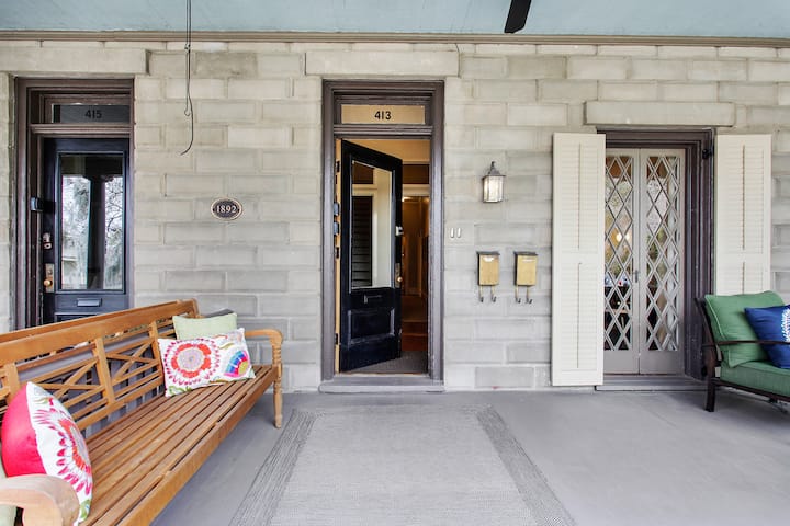 Peaceful & Beautiful Upper Apt! 2 Private Balconies! - Savannah, GA