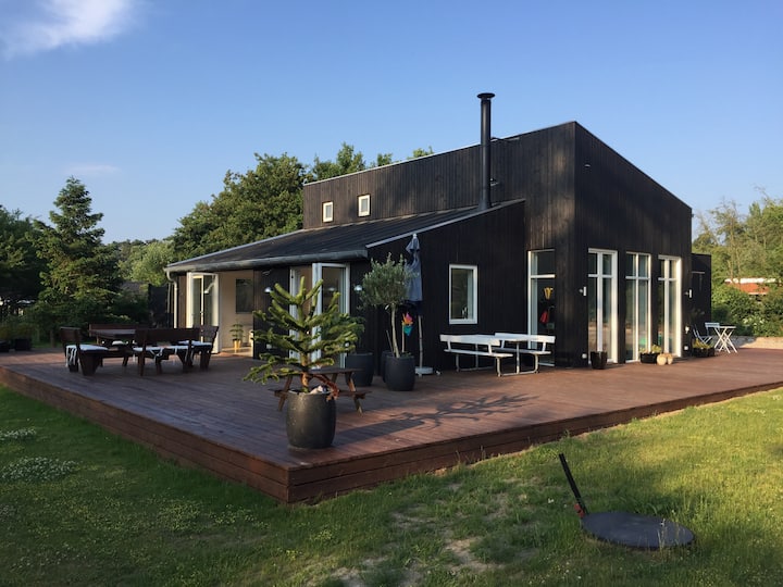 Børnevenligt Hus Med Stor Have Og Tæt Til Stranden - Denmark