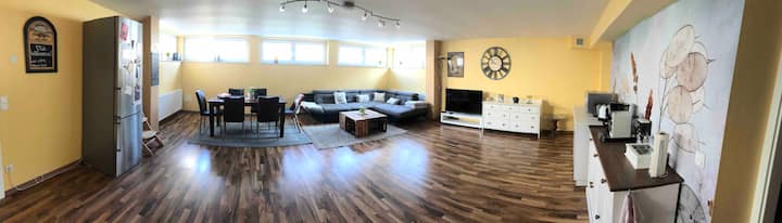 Comfortable And Spacious Apartment, Free Wifi - Nuremberg