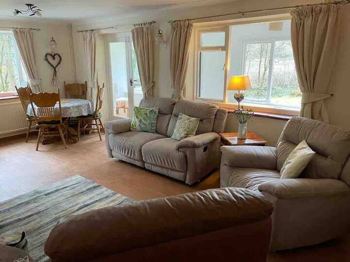 Rural Setting,  Nant Bach Cottage, - ノース・ウェールズ