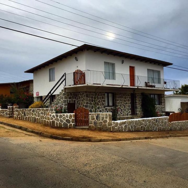 Casa En Algarrobo Ubicación Privilegiada - Algarrobo