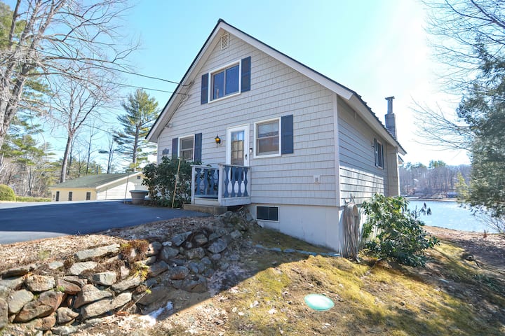 Entire Lakefront Home With Dock On Sawyer Lake - Lake Winnipesaukee, NH