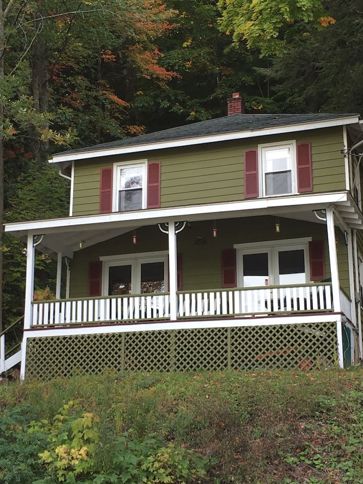 Eastwind Lodge: Relaxing Cooperstown Lake House - Cooperstown, NY