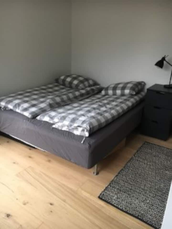 Værelse Med Egen Indgang, Thekøkken Og Bad - Copenhague