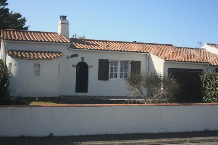 Maison Vendéenne à 400 M De La Plage - Barbâtre
