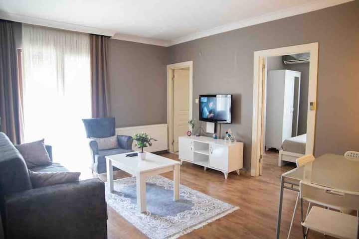 Ocak Olanağı Sunan Bir Otel Odası - Ataşehir