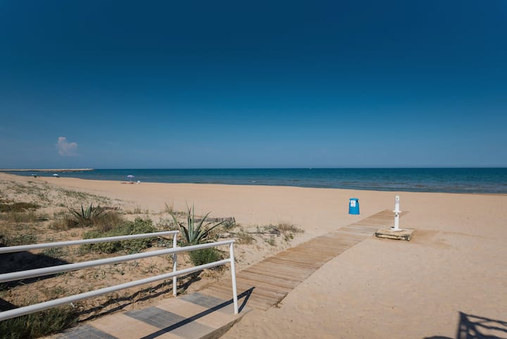 Comodisimo Estudio Al Lado Del Mar - Oliva
