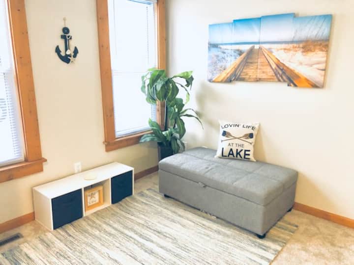 Lake Wind, Walk To Beach & More! - Michigan City, IN