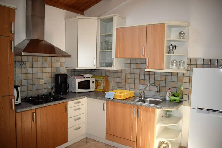 4 Bedroom Apartment - Pula