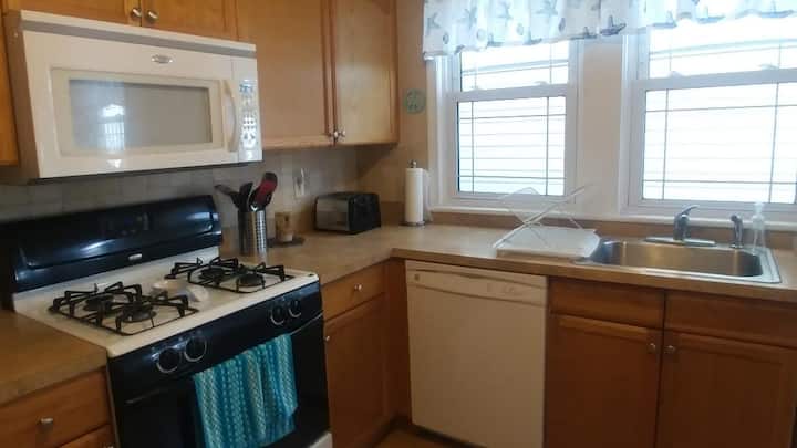 Beach/boardwalk Family Getaway - Wildwood, NJ