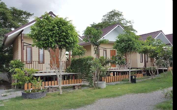 บ้านสวน อินทนนท์ รีสอร์ท - Chiang Mai