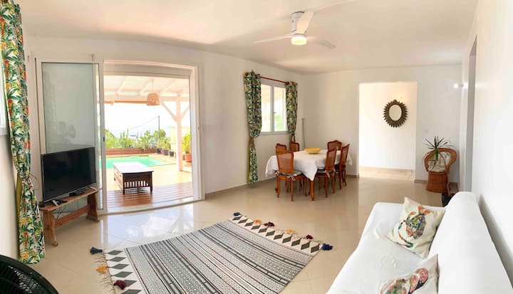 Belle Villa Vue Mer & Piscine Privée /Accès Facile - Guadeloupe