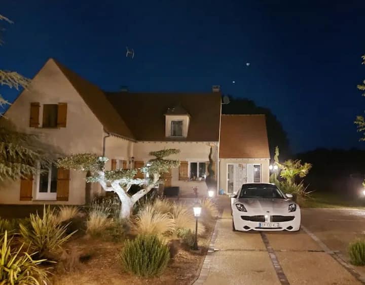 Agréable Chambre D'hôte Avec Piscine - Fontainebleau