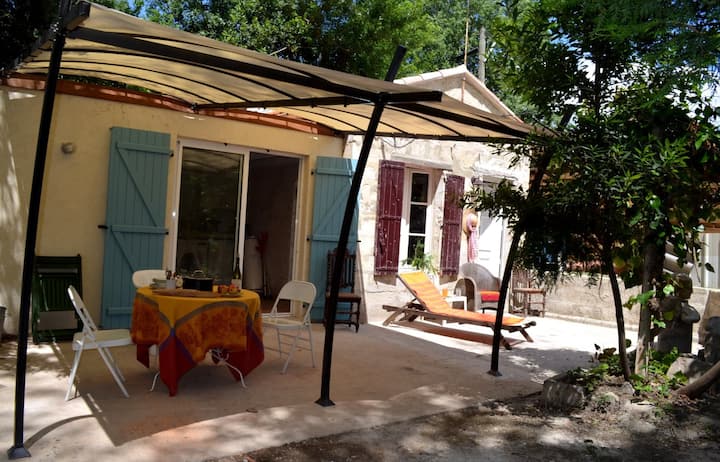 Mazet - Small Stone House - Avignon