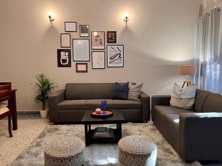 The Lush Homes 3bhk E Block Gk-2 - 德里