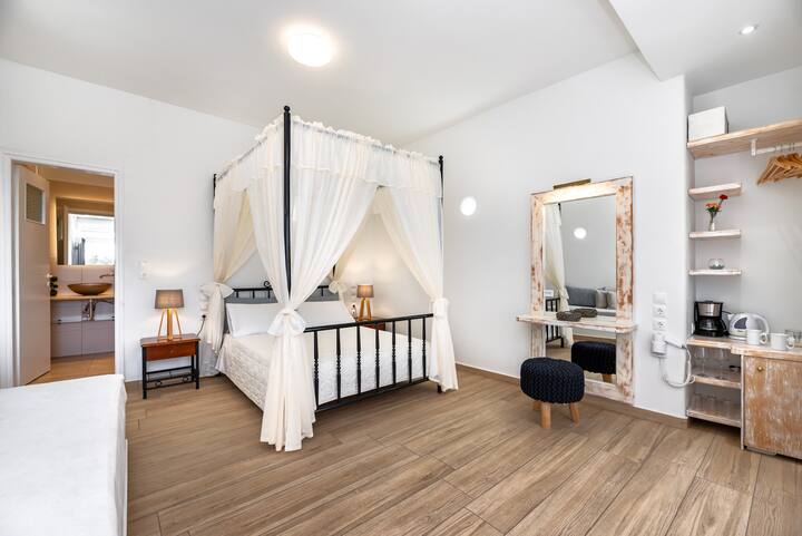 Hotel Thira -Junior Suite With Sea View - Santorini