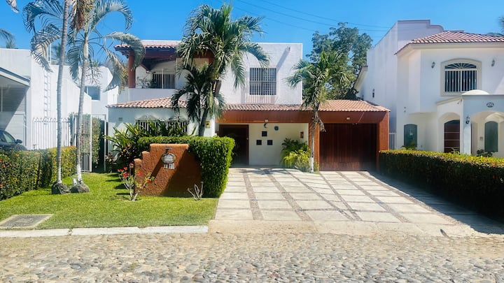 Casa Crissant - Manzanillo