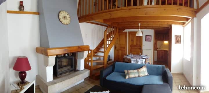 Petite Maison Dans Corps De Ferme - Meyrueis