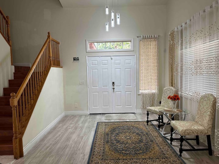 Beautiful Home - Fontana, CA