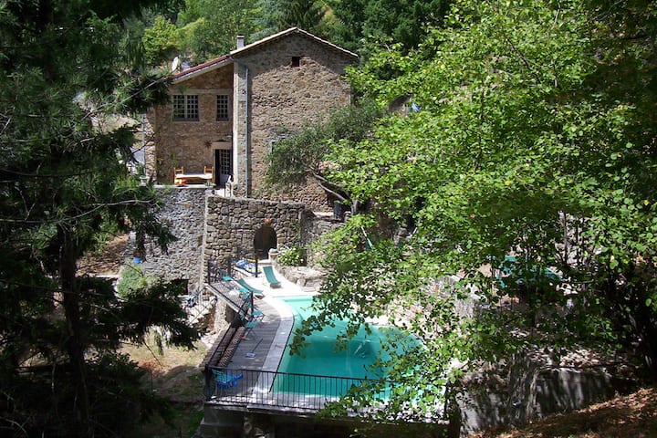 Belle Maison Ardèchoise Avec Piscine Chauffée - Aubenas