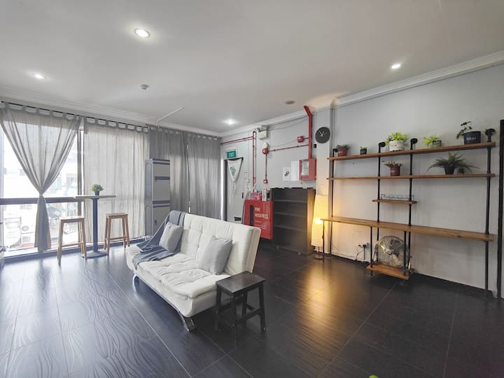 (2 Mins To Mrt) Rm 1: 8-bed Family Room - Singapur