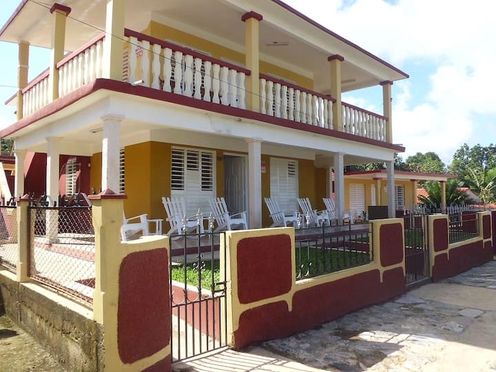 "Condominio Miranda" (Una Casa Independiente) - Vinales
